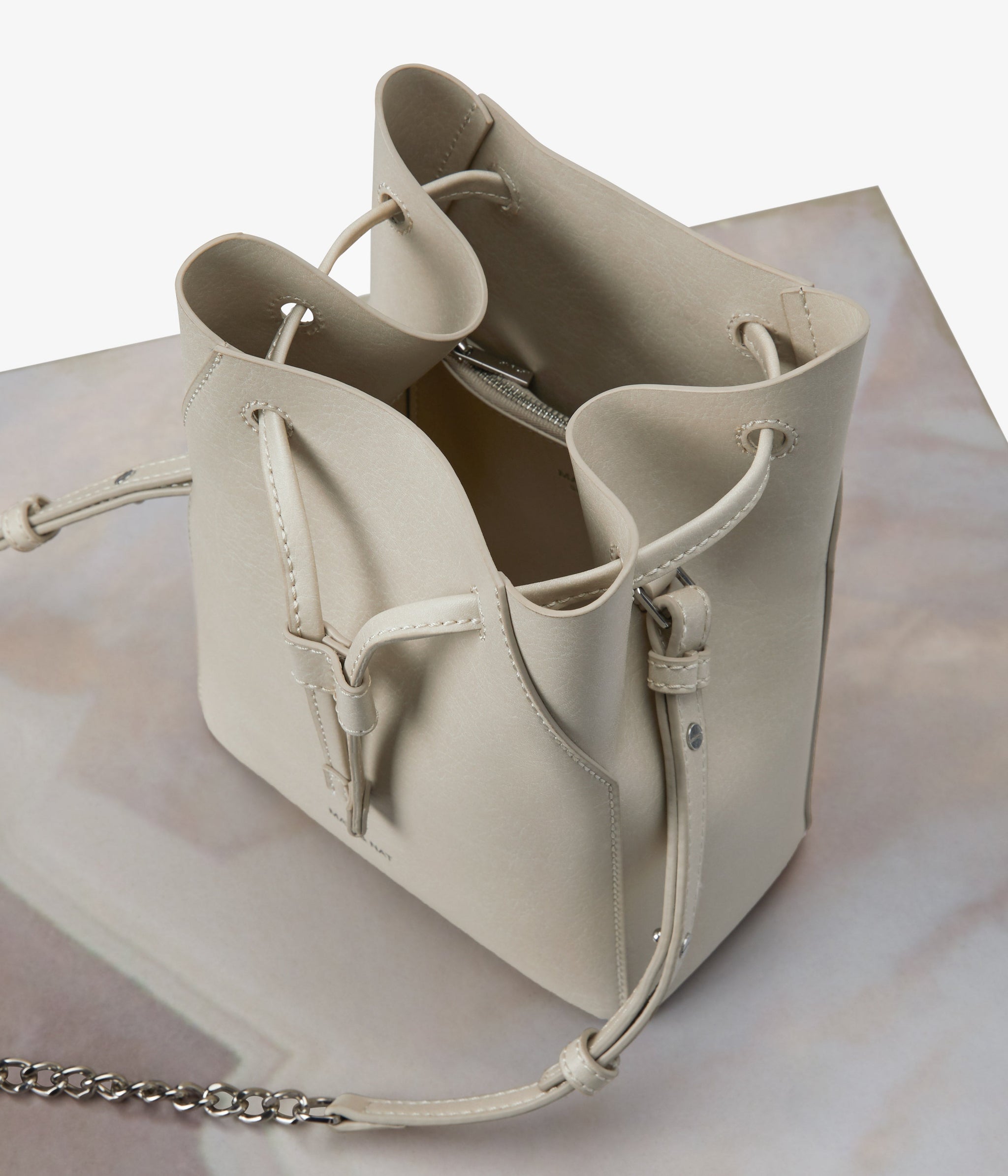 GRACE Vegan Bucket Bag - Vintage | Matt & Nat USA